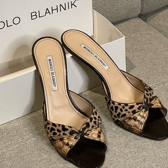 Manolo Blahnik | Shoes | Beautiful Manolo Blahnik Leather And Suede ...